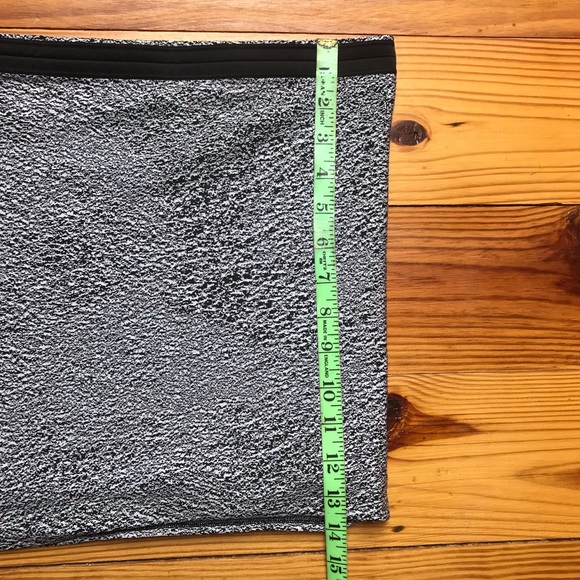 lululemon athletica | Accessories | Lululemon Vinyasa Infinity Scarf ...